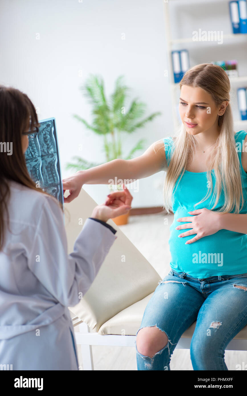 Pregnant woman at regular pregnancy check-up Stock Photo - Alamy