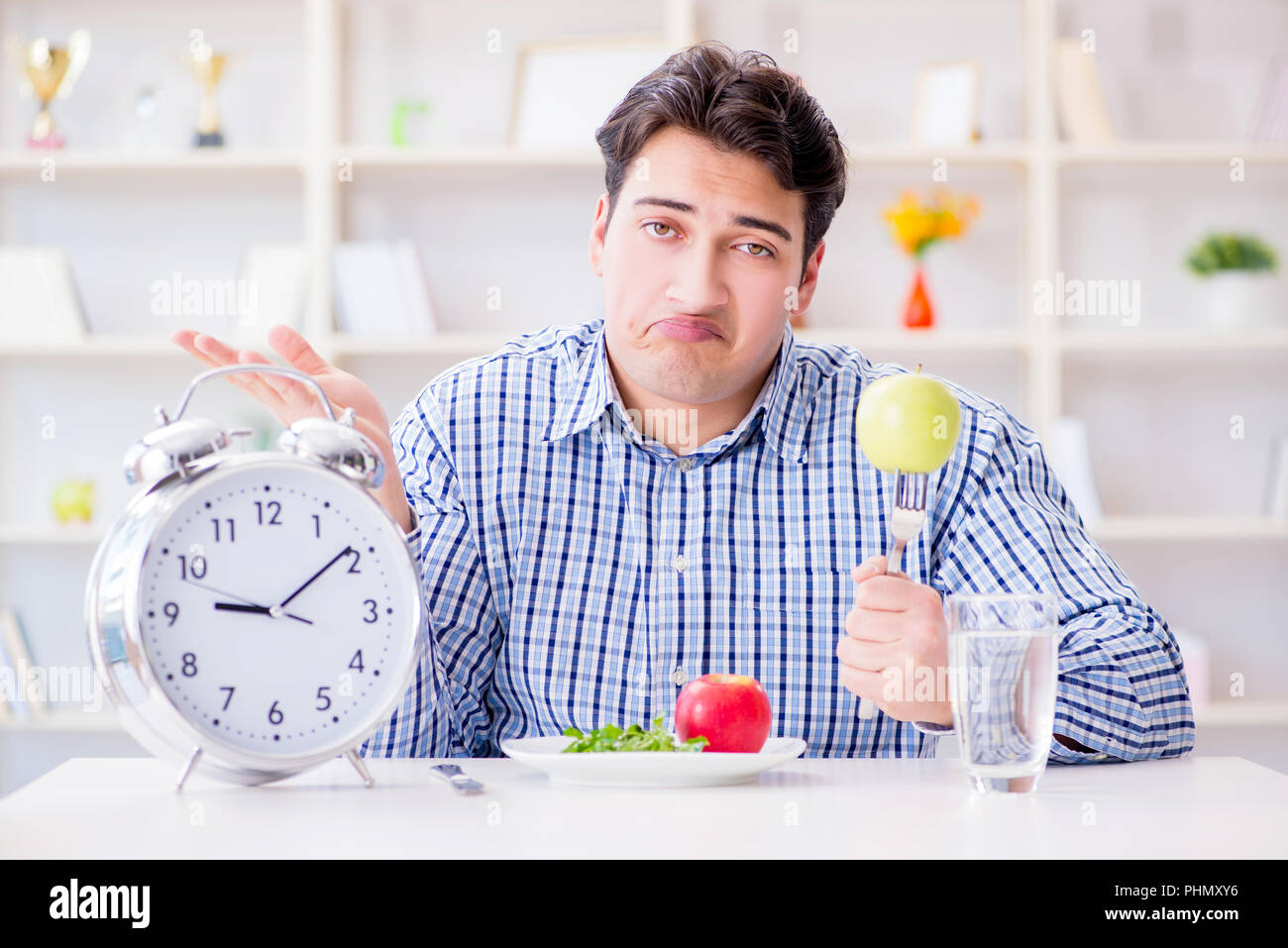 Concept of slow service in the restaurant Stock Photo - Alamy