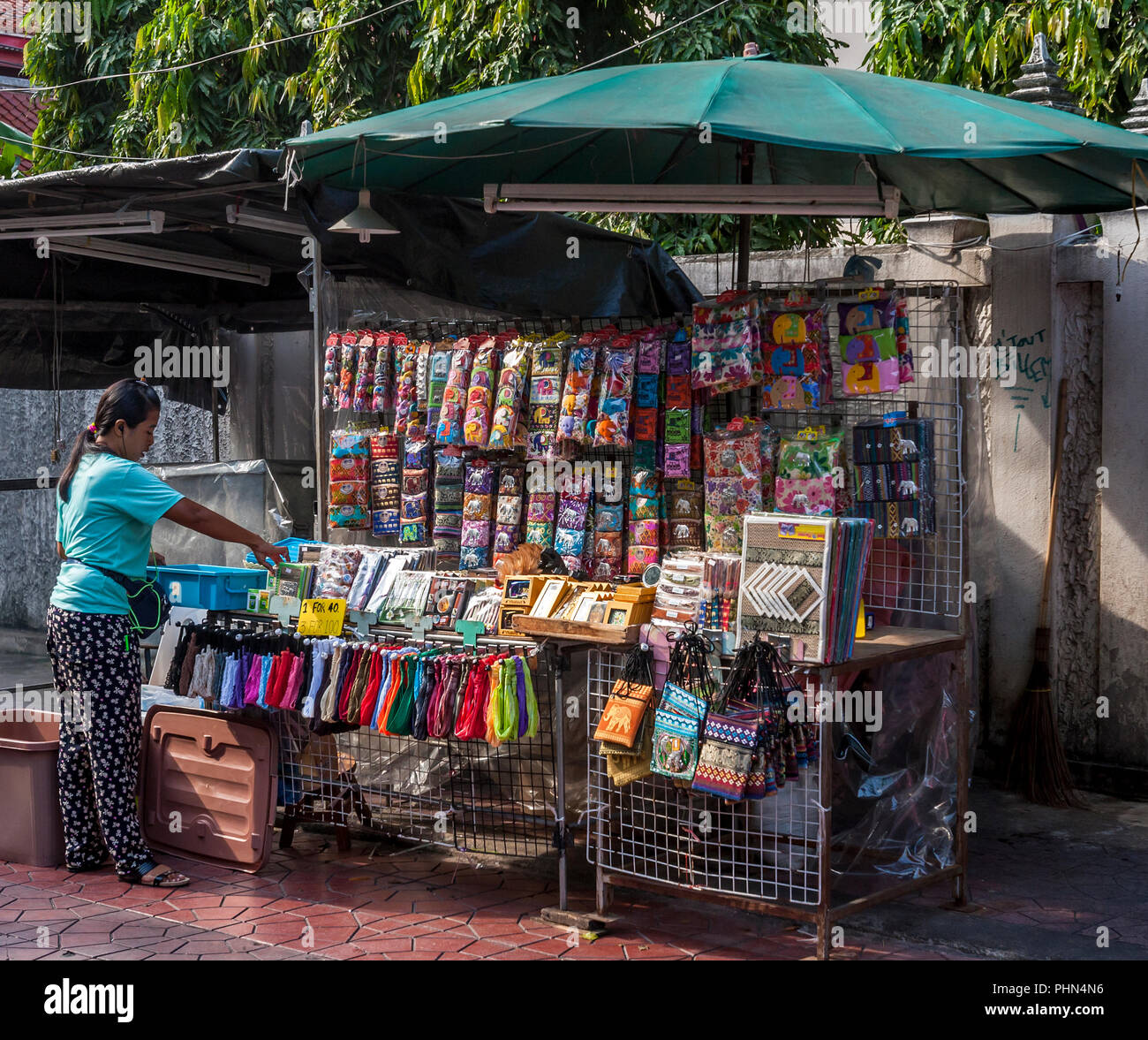 Vendors booth stall stalls hi-res stock photography and images - Alamy