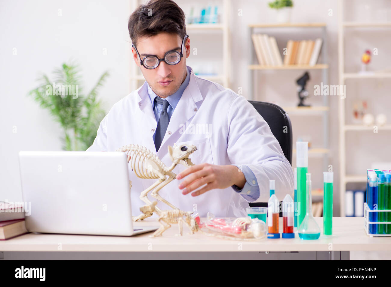 Computer scientist funny hi-res stock photography and images - Alamy