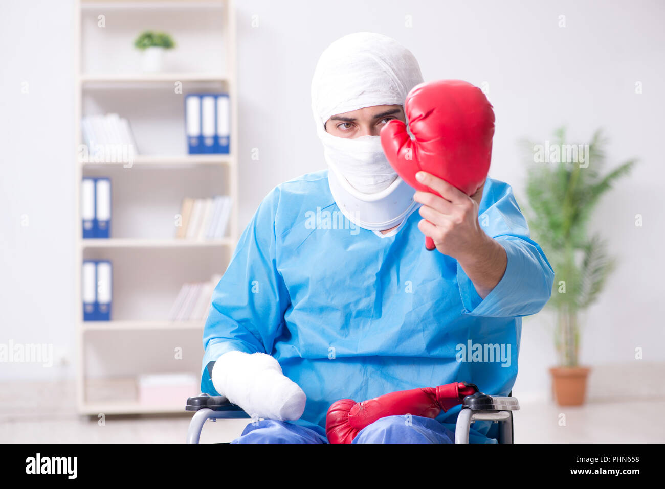 Injured boxer recovering in hospital Stock Photo - Alamy