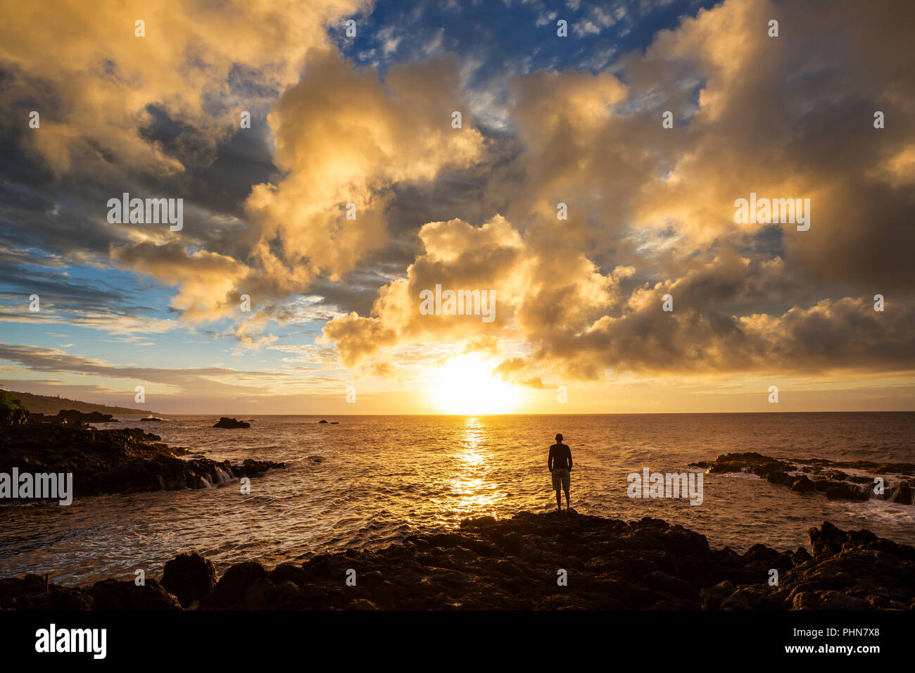 Hawaiian beach at sunrise Stock Photo - Alamy