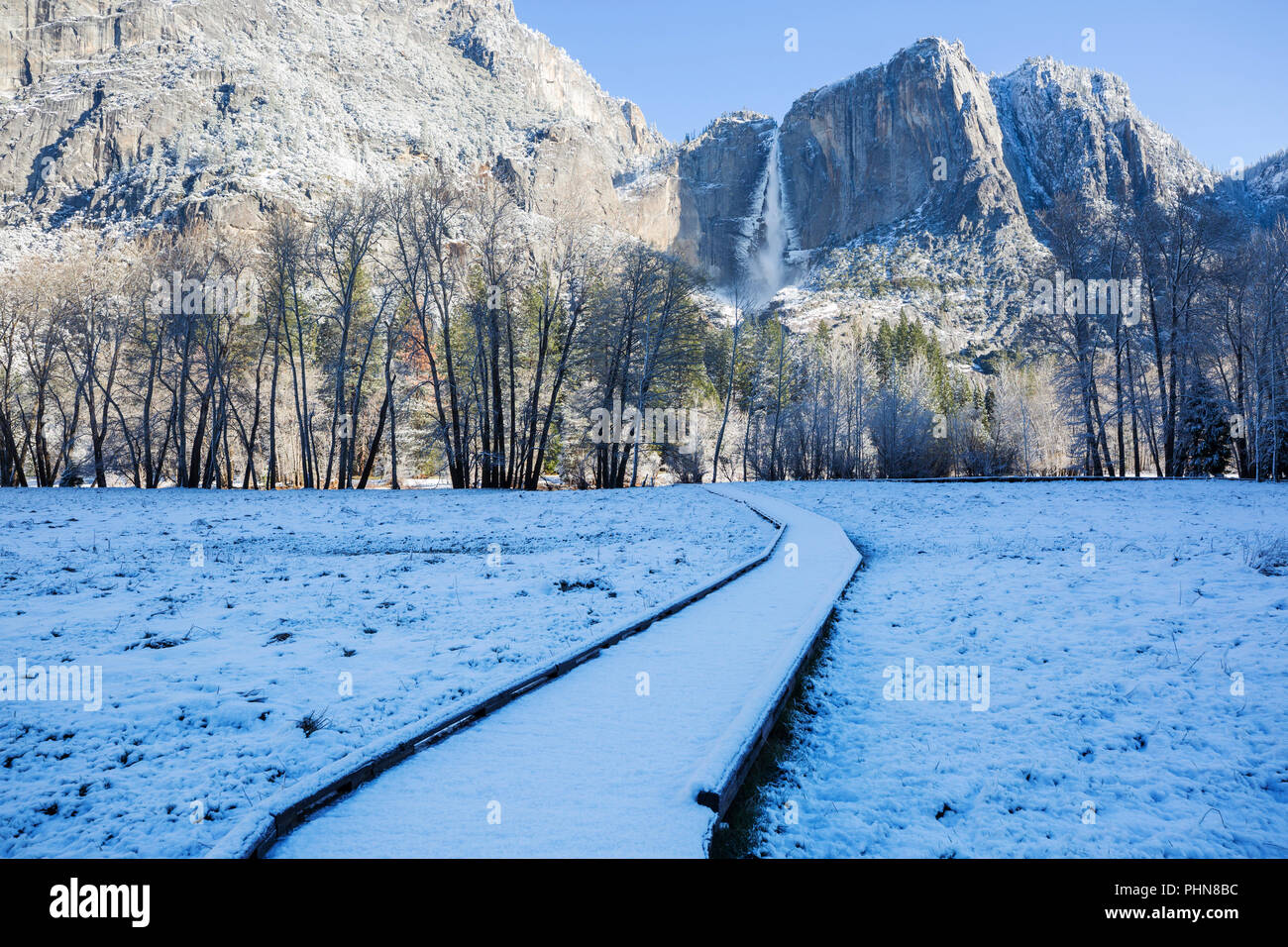Early spring in Yosemite Stock Photo - Alamy