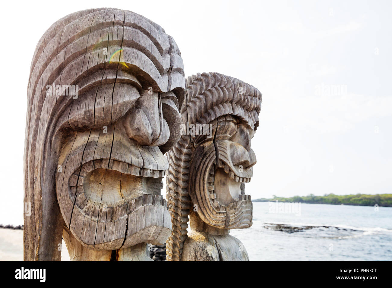 Tikki statue hi-res stock photography and images - Alamy