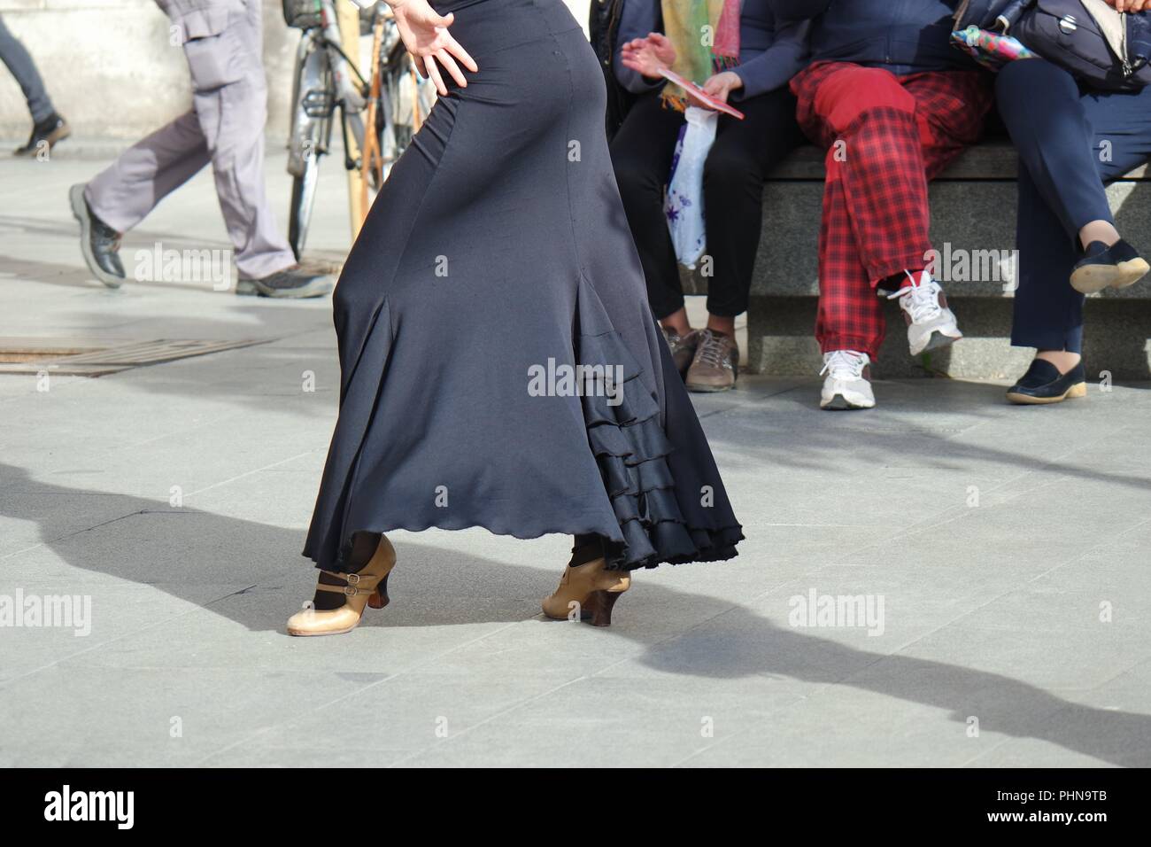 Dance for tourists Stock Photo - Alamy