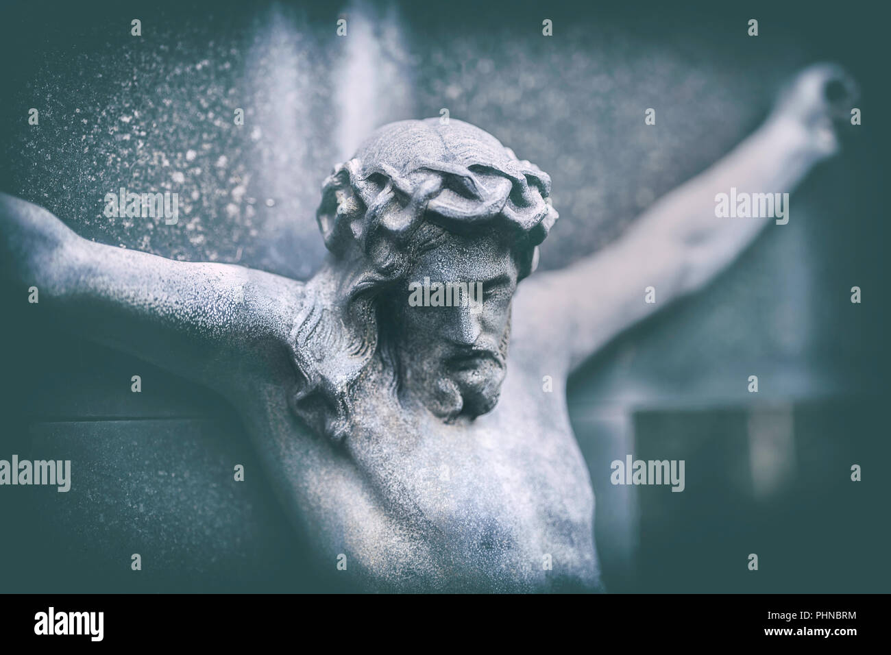 Weathered tombstone hi-res stock photography and images - Alamy