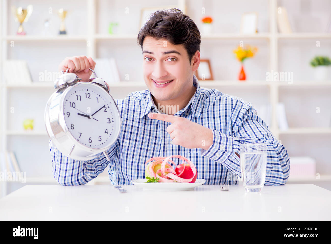Concept of slow service in the restaurant Stock Photo - Alamy