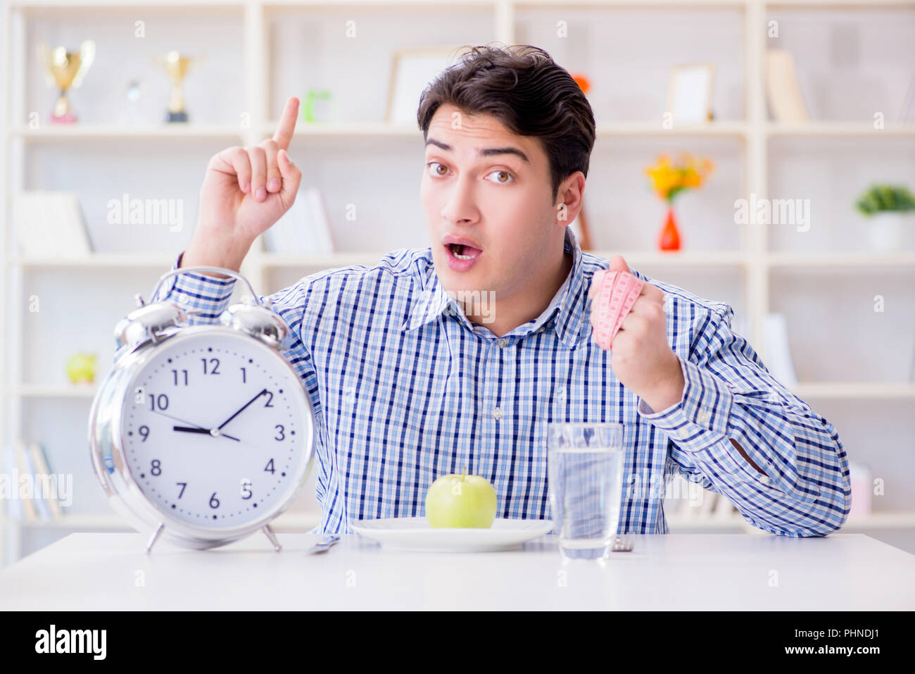 Concept of slow service in the restaurant Stock Photo - Alamy