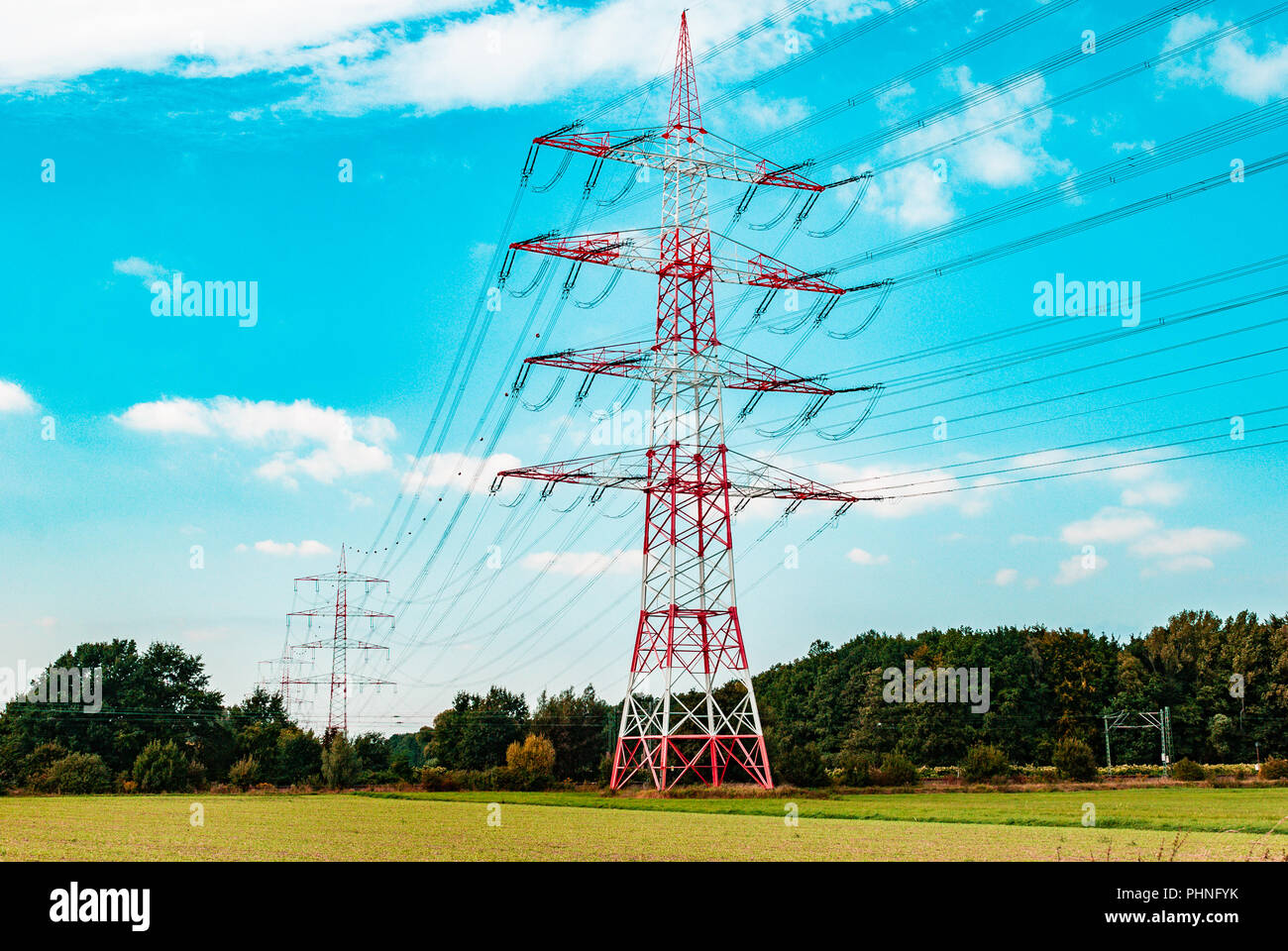 White red electric pylons hi-res stock photography and images - Alamy
