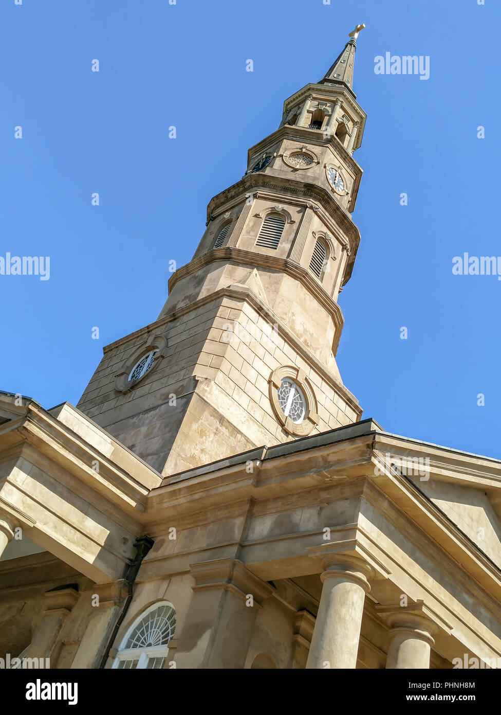 historic homes and architecture in downtown charleston sc Stock Photo ...