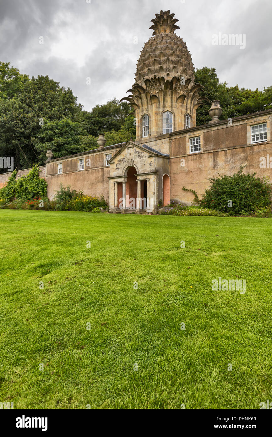 Dunmore Pineapple (1761), Stirlingshire, Scotland, UK Stock Photo - Alamy