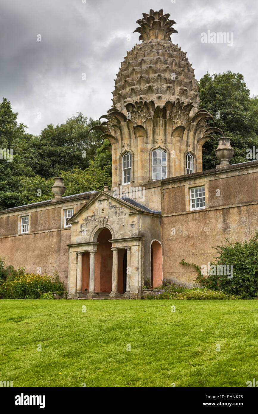 Dunmore Pineapple (1761), Stirlingshire, Scotland, UK Stock Photo - Alamy