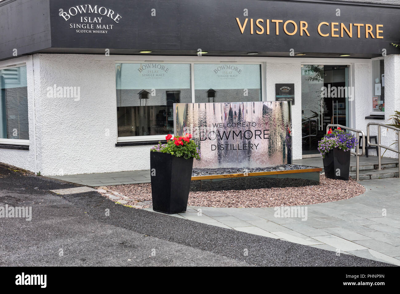 Bowmore distillery, Visitor centre, Bowmore, Islay, Inner Hebrides ...