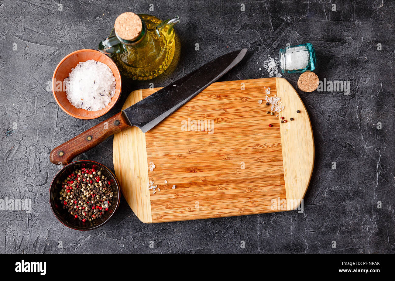 Cutting Board on table Stock Photo - Alamy