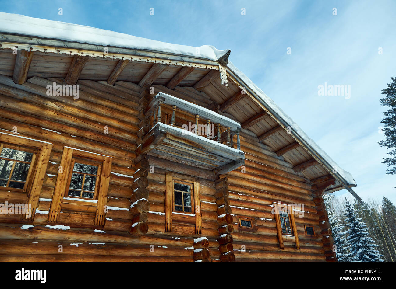 Russian Traditional wooden peasant house Stock Photo - Alamy