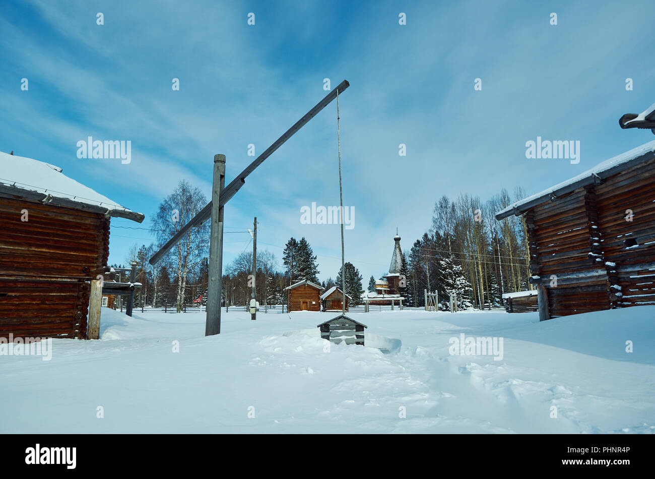 Russian traditional wooden architecture hi-res stock photography and ...