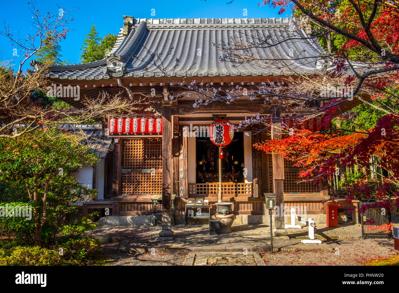 Autumn visit in Sekizan Zen-in Temple, Kyoto, Japan Stock Photo - Alamy