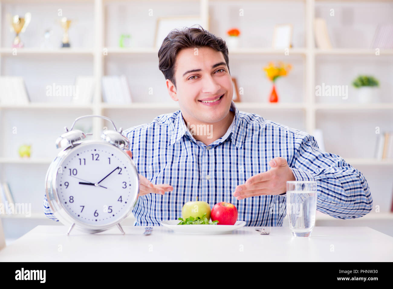 Concept of slow service in the restaurant Stock Photo - Alamy