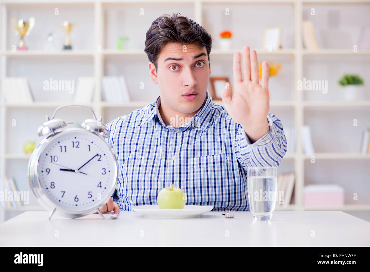 Concept of slow service in the restaurant Stock Photo - Alamy