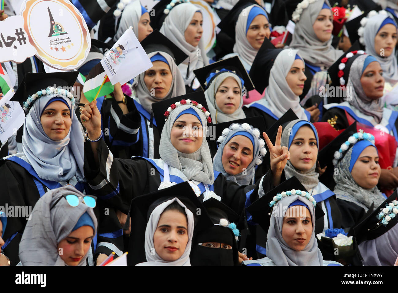Khan Younis, Gaza Strip, Palestinian Territory. 1st Sep, 2018. Palestinian students celebrate ...