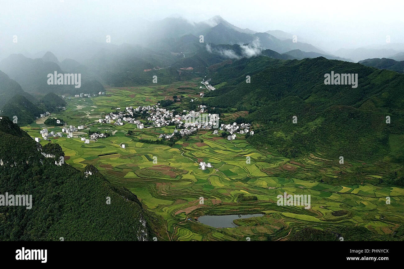 Longlin hi-res stock photography and images - Alamy