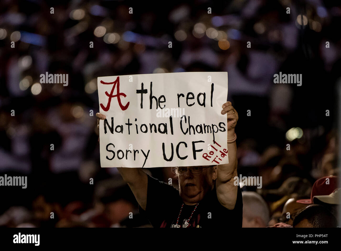 Orlando, FL, USA. 1st Sep, 2018. Alabama Crimson Tide fan holds a sign ...