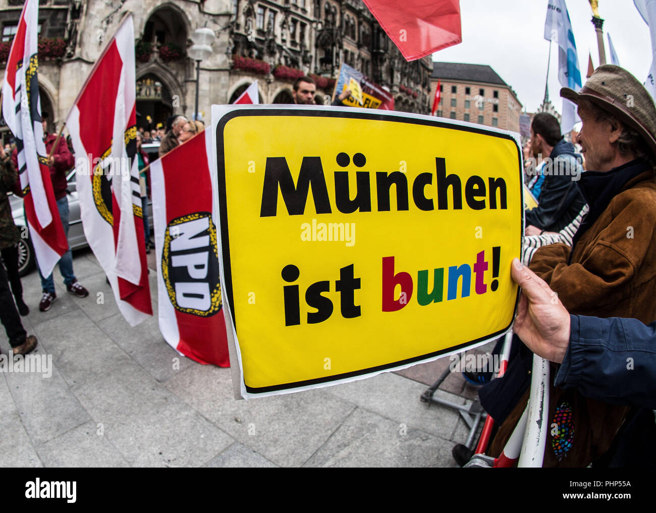 Flagge deutschlands hi-res stock photography and images - Alamy
