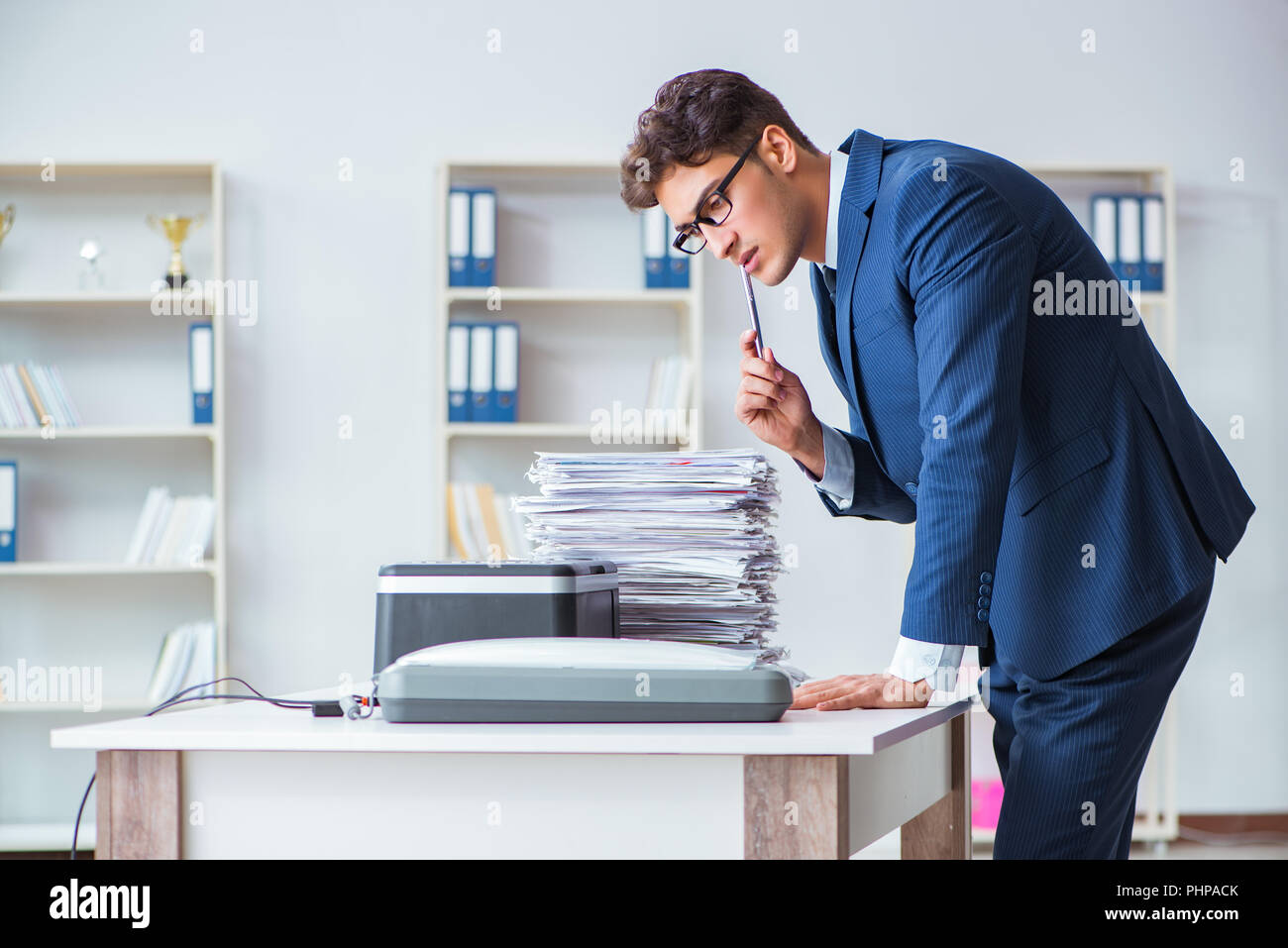Making copies in office hi-res stock photography and images - Alamy