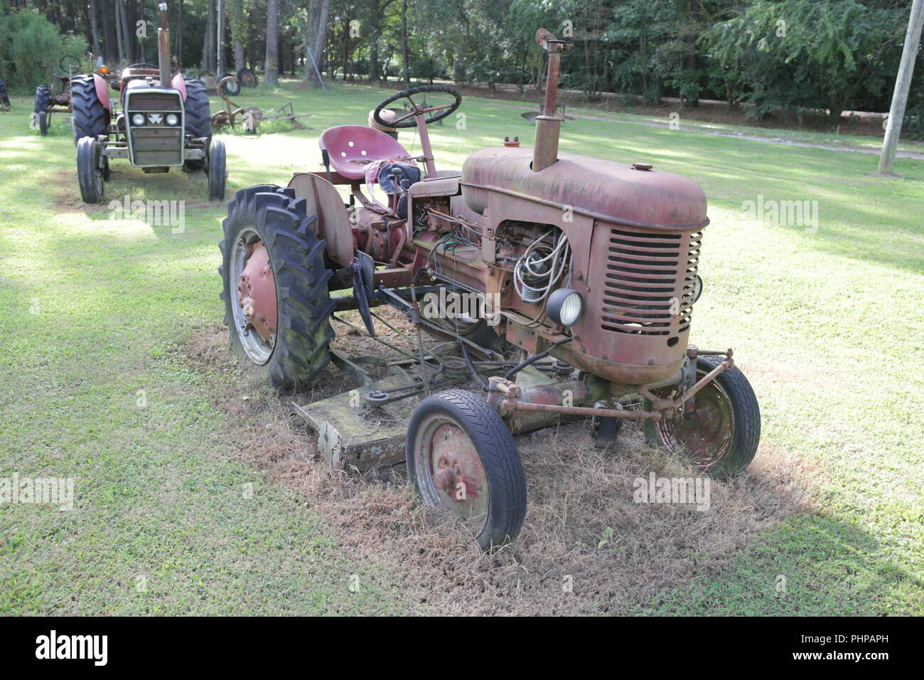 Old tractors working hi-res stock photography and images - Alamy