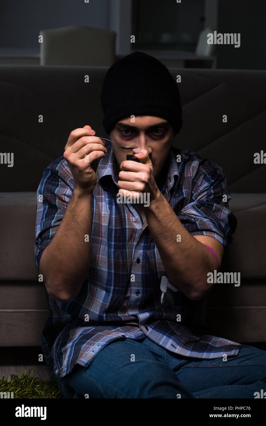 Man in agony hi-res stock photography and images - Alamy