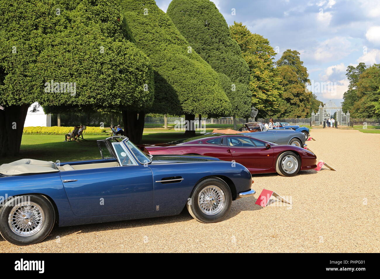 Aston martin db5 convertible hi-res stock photography and images - Alamy