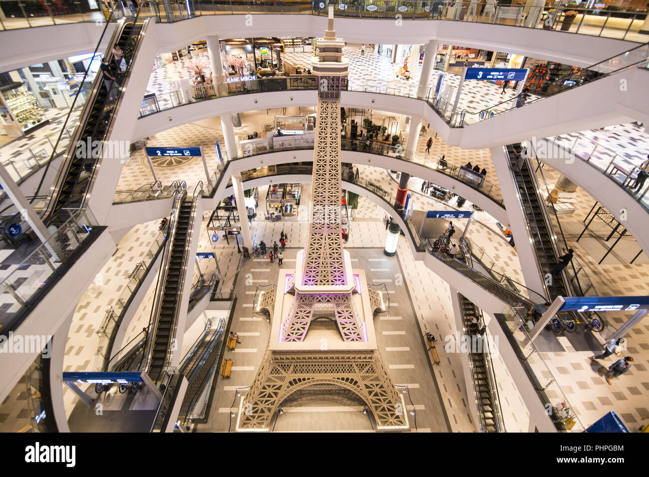 Terminal 21 shopping centre hi-res stock photography and images - Alamy