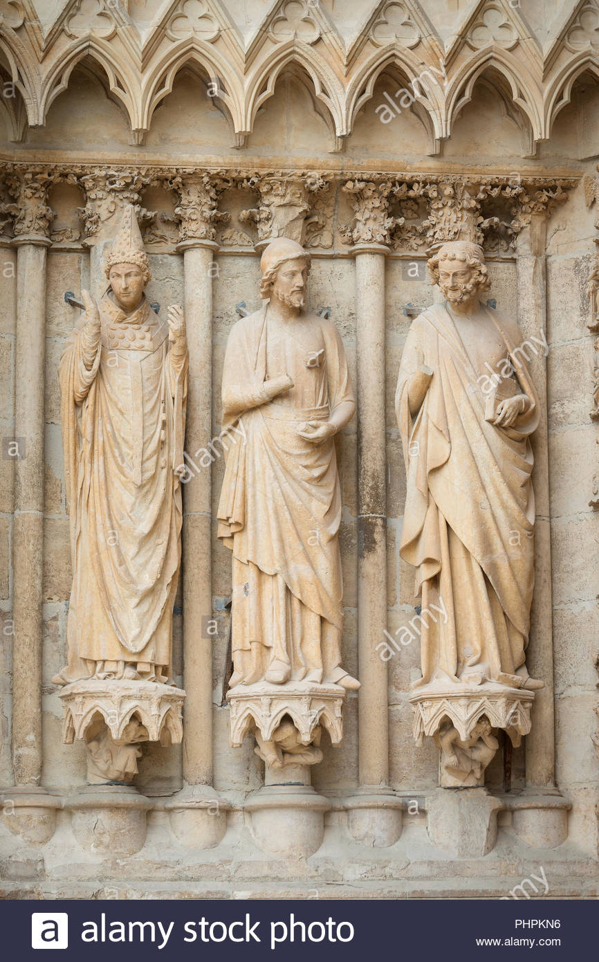 Reims Cathedral Sculpture High Resolution Stock Photography and Images ...