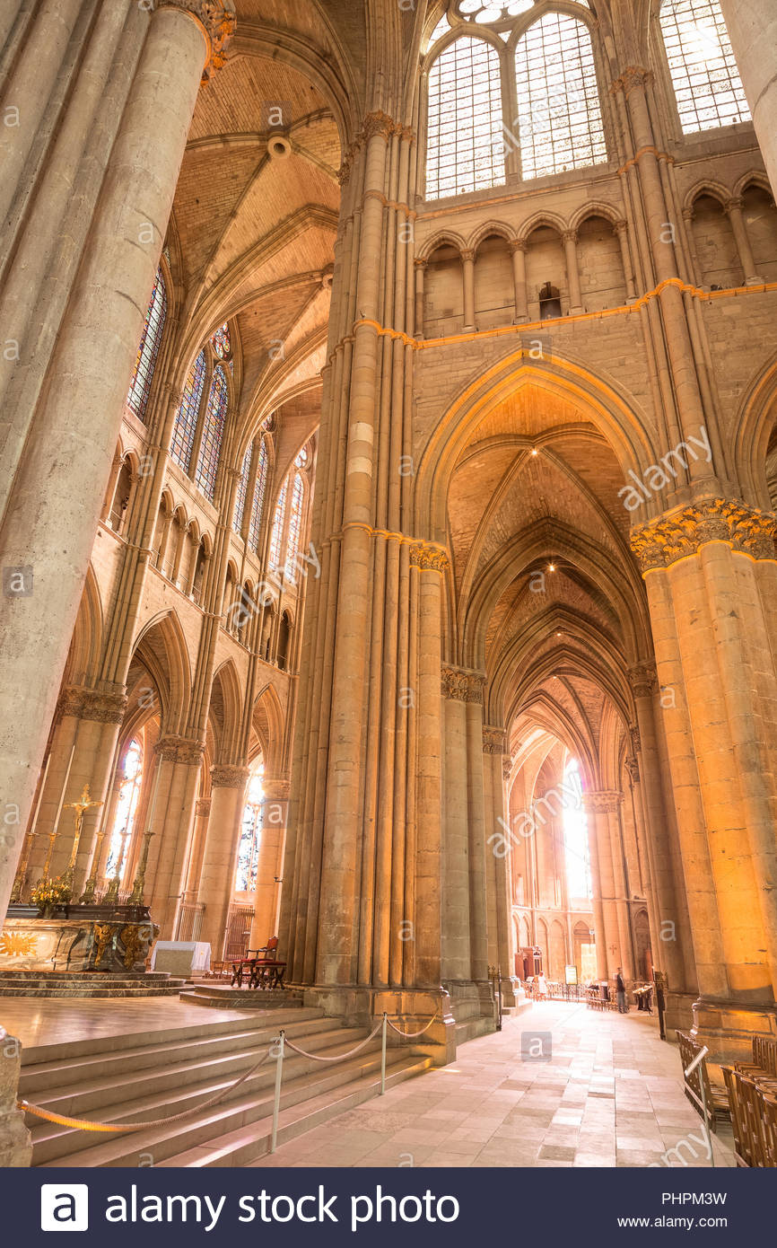 Reims Cathedral Interior Stock Photos & Reims Cathedral Interior Stock ...