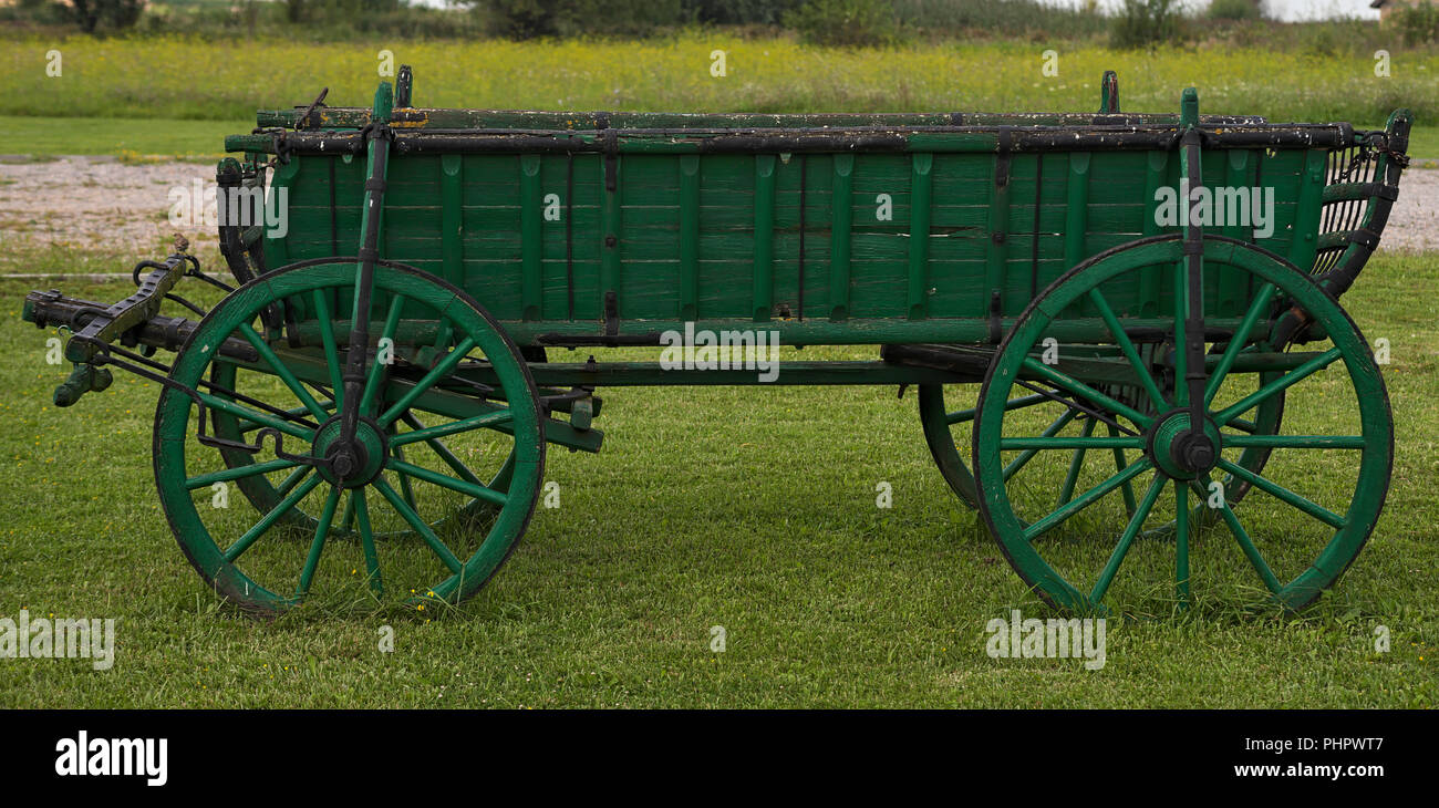 Vintage horse cart farmer history hi-res stock photography and images ...