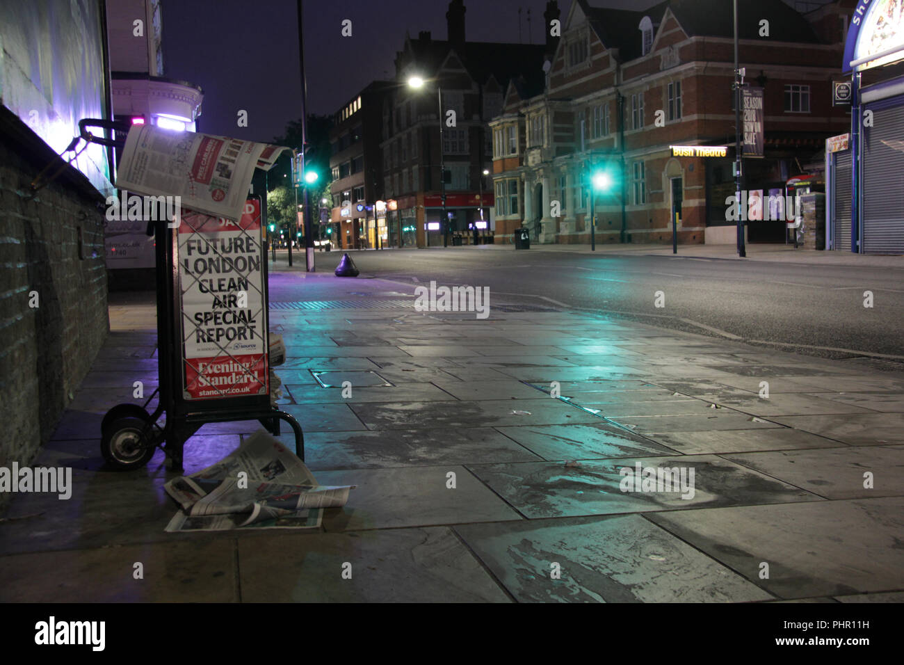 Dirty streets hi-res stock photography and images - Alamy
