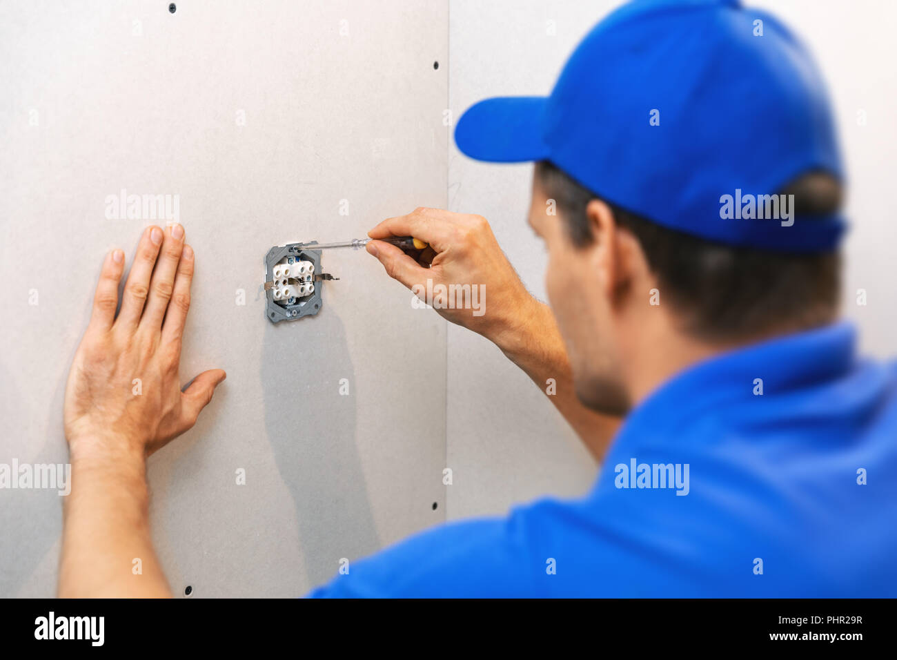Installing equipment hi-res stock photography and images - Alamy