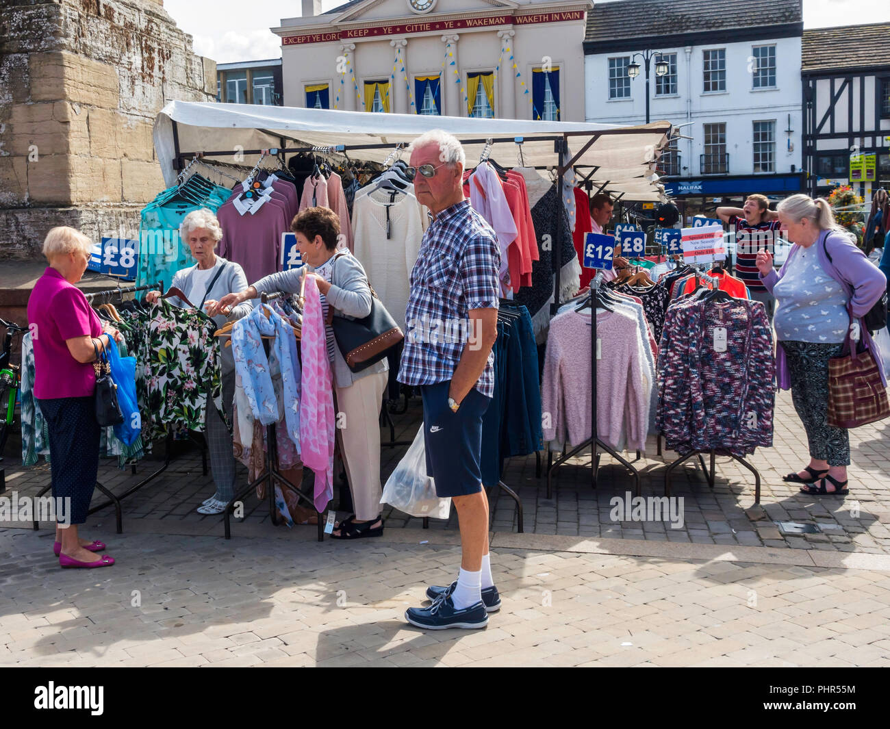 Ripon market square hi-res stock photography and images - Alamy