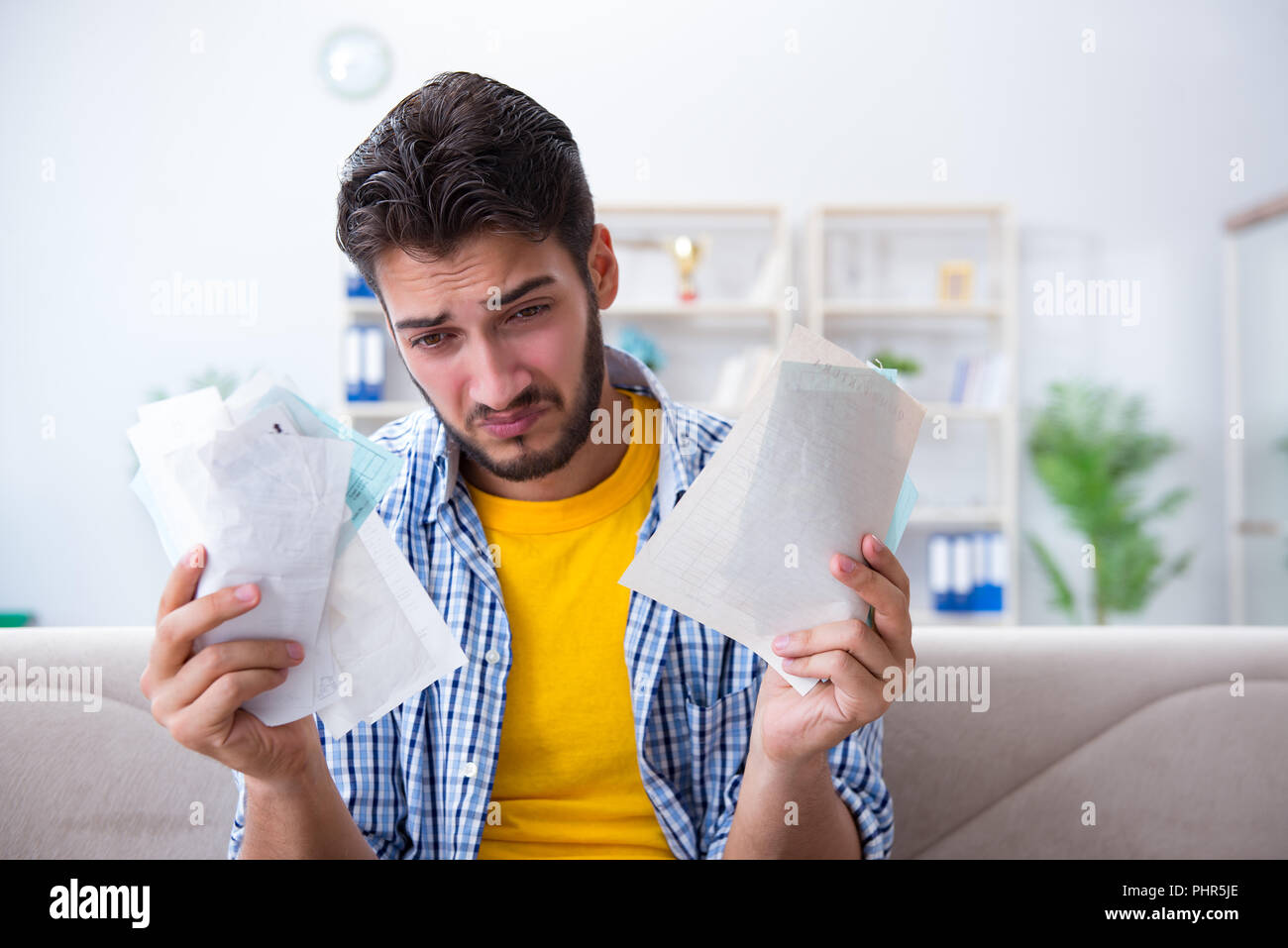 Crying needs hi-res stock photography and images - Alamy