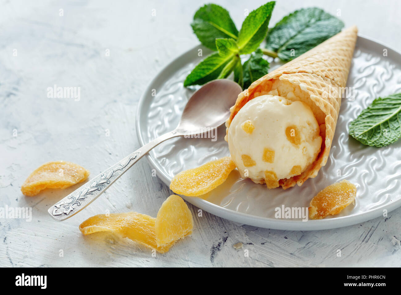 Ginger ice cream with slices of candied ginger Stock Photo - Alamy