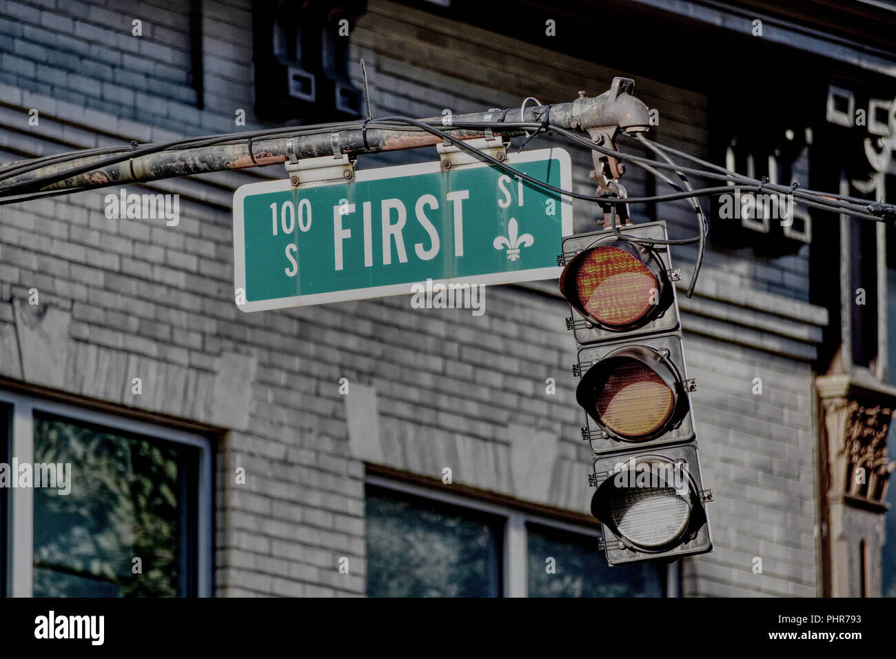 Downtown traffic light and street sign Stock Photo - Alamy
