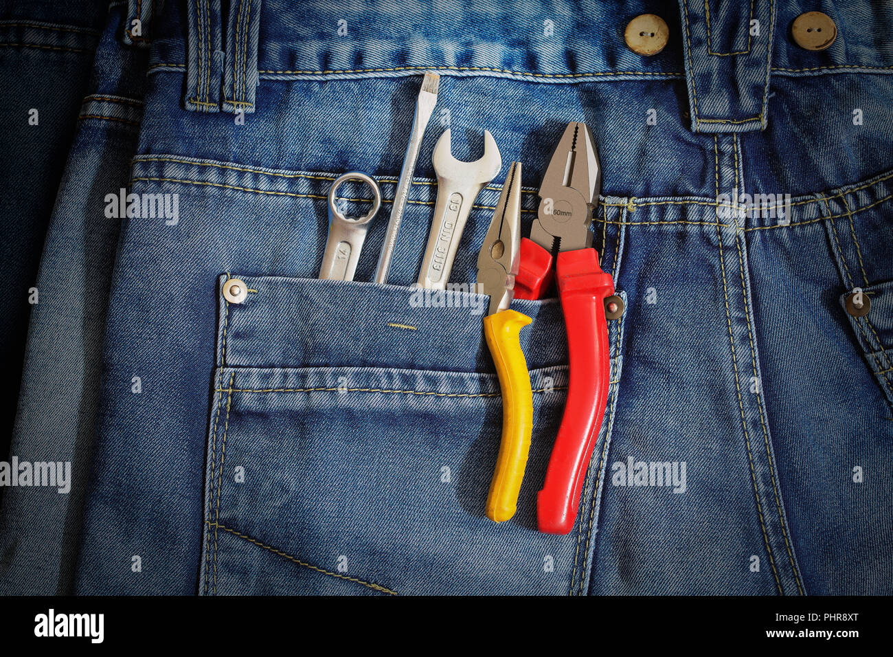 Builder tools pocket hi-res stock photography and images - Alamy