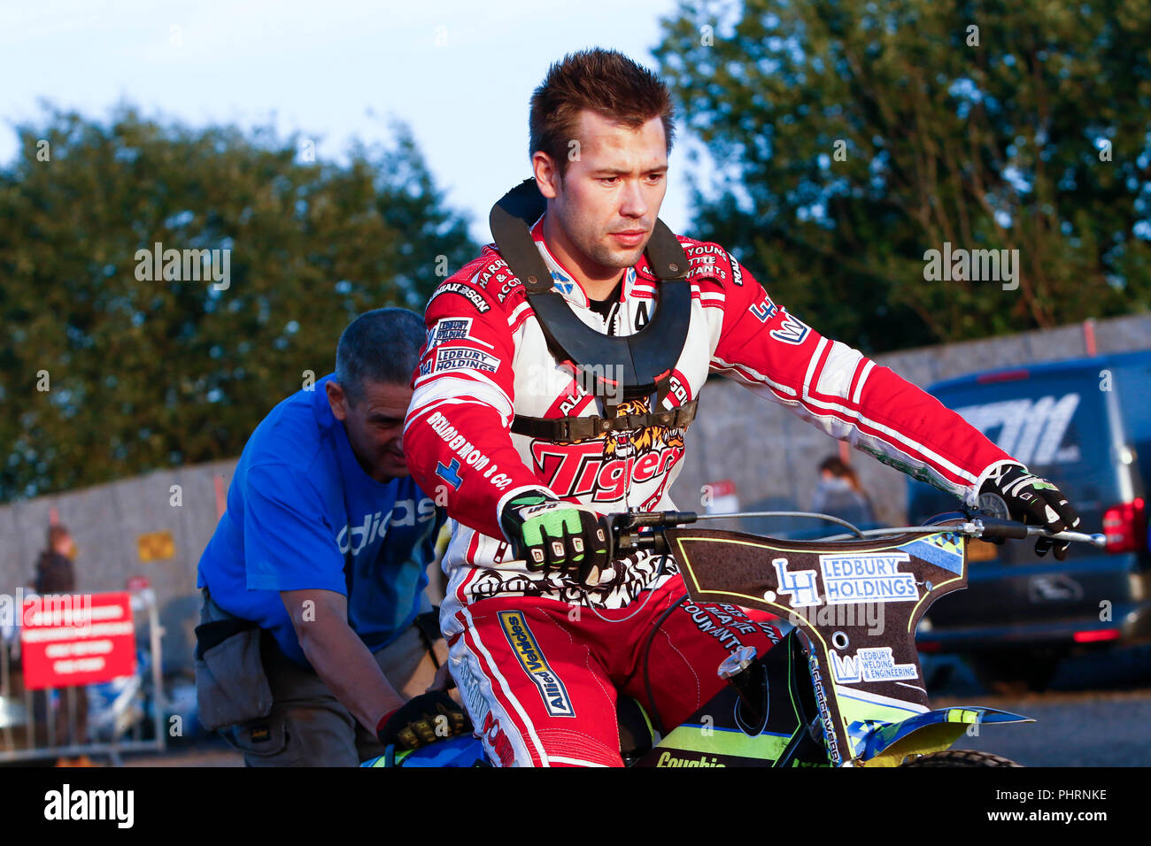 Paul Starke leaves the pits to say hi to the Ashfield Fans at the SGB ...