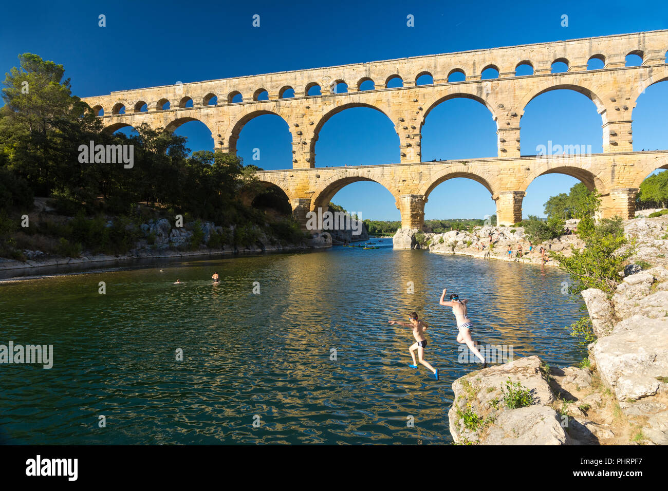 12 arch viaduct hi-res stock photography and images - Alamy