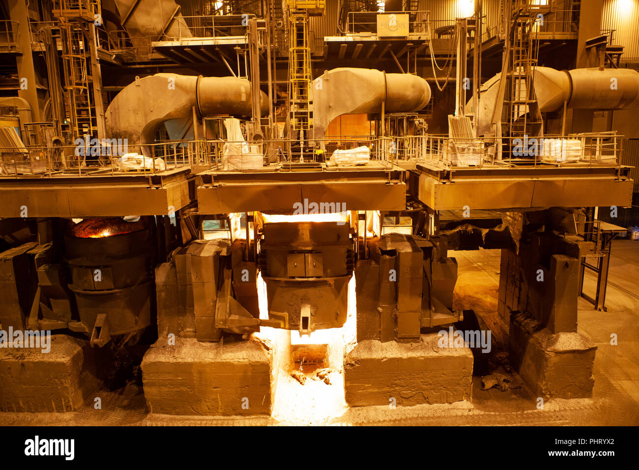 Steel, Steel cooking Stock Photo - Alamy