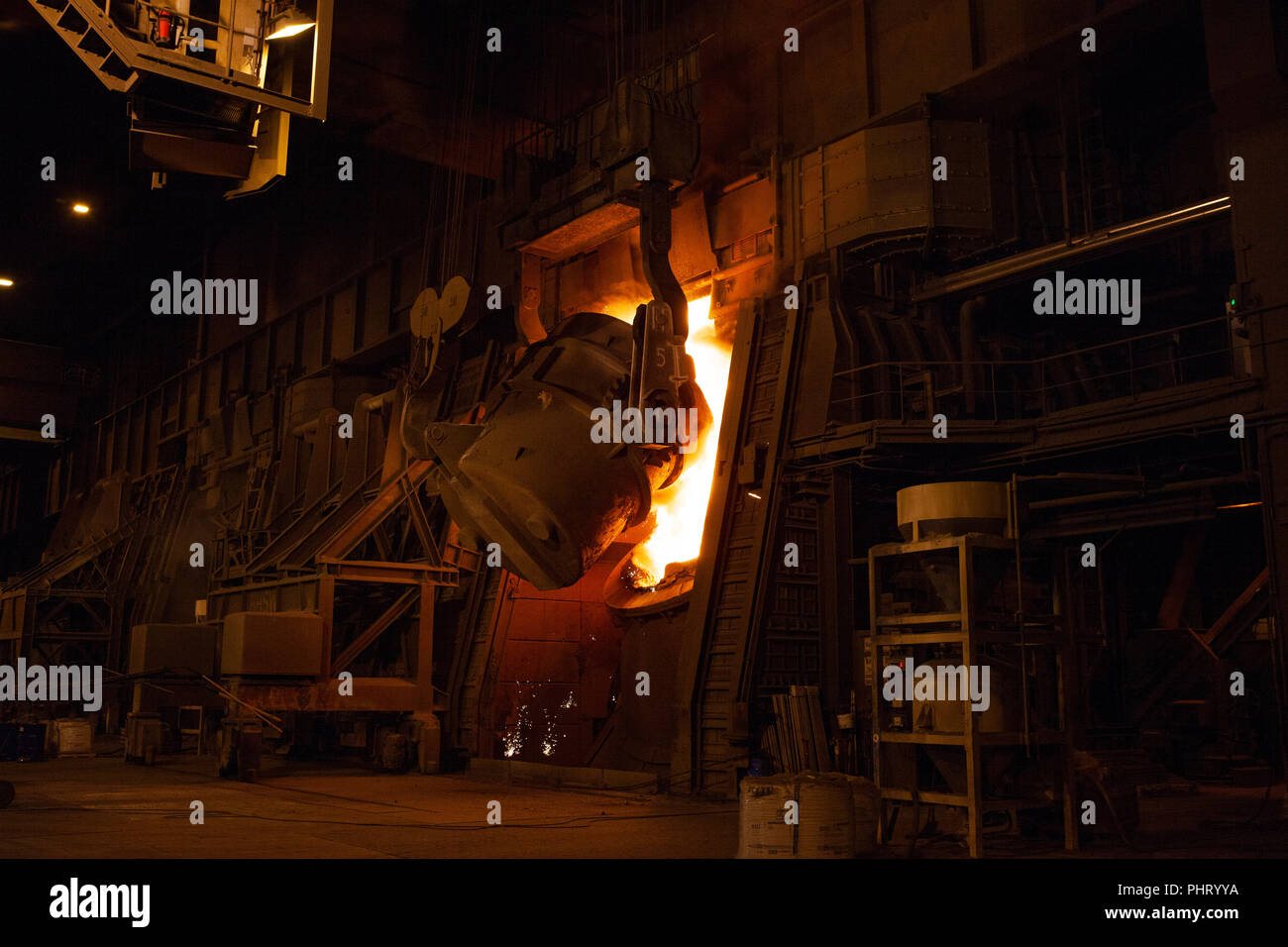 Steel, Steel cooking Stock Photo - Alamy