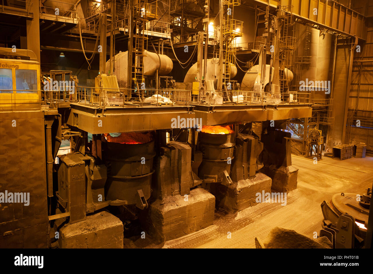 Steel, Steel cooking Stock Photo - Alamy