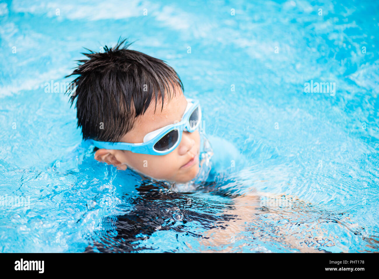 Asian kid swimming pool hi-res stock photography and images - Alamy