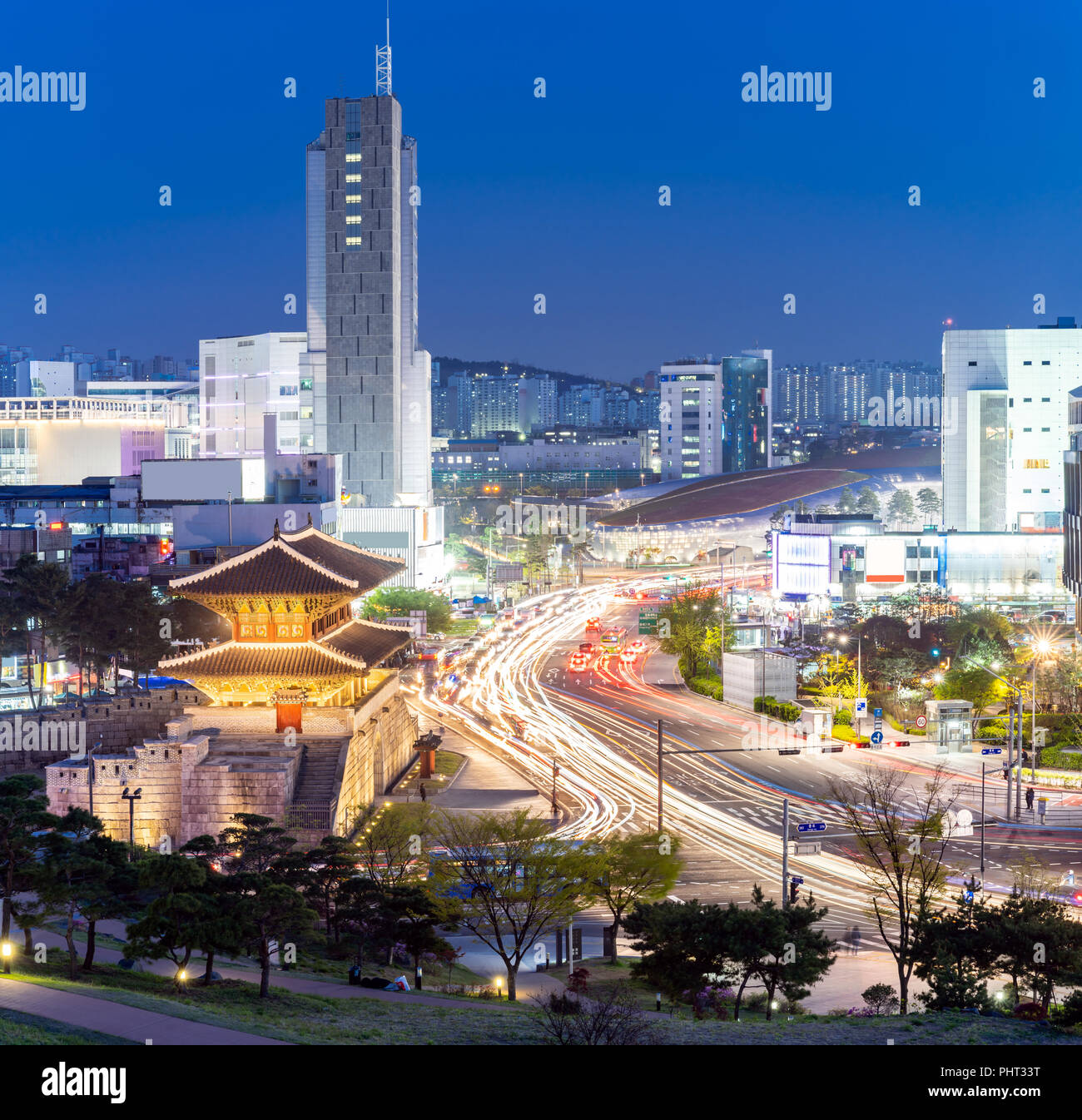 Dongdaemun gate Seoul Stock Photo - Alamy