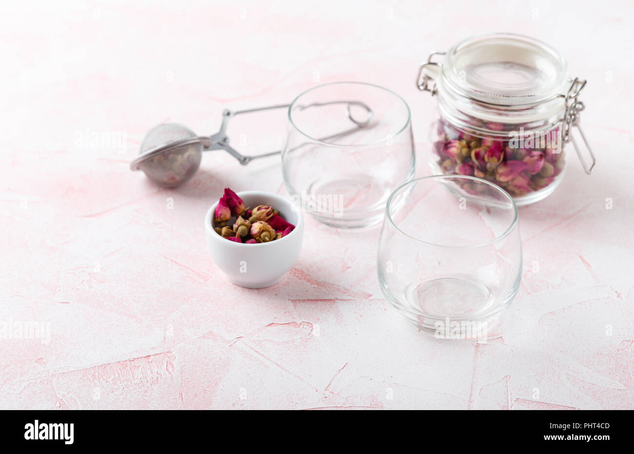 Dried buds hi-res stock photography and images - Alamy